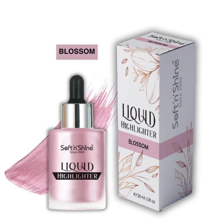 Liquid Highlighter A Simple, Luxe Makeup Look